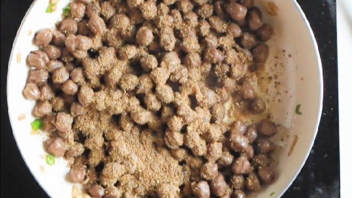 Authentic Pindi Channa Recipe - Chickpeas in Indian Spices