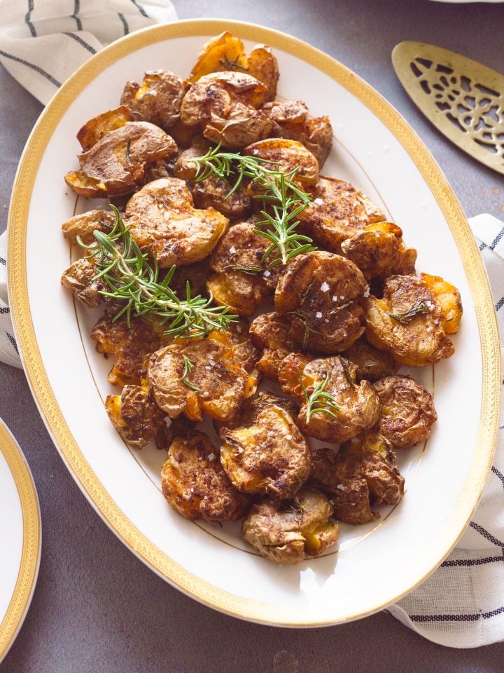 Garlic Labneh - Lebanese Yogurt Dip with Garlic & Herbs