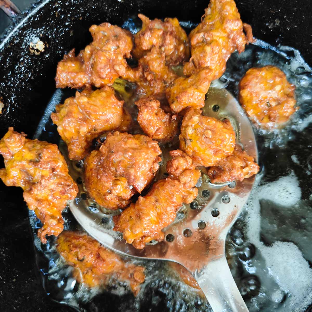 Chicken pakora - Indian chicken fritters