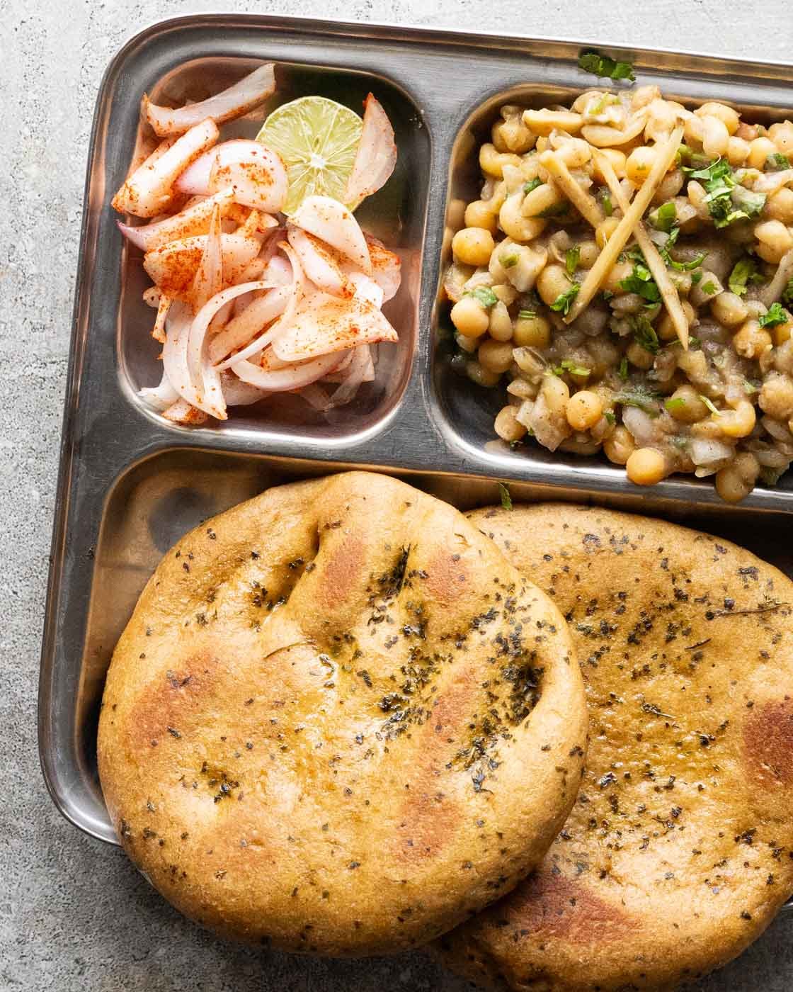 matar kulcha - indian street food